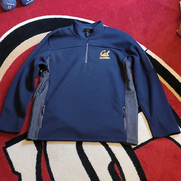 Colosseum | Other | Cal Berkeley Pullover Sweater Front Pocket And Left ...